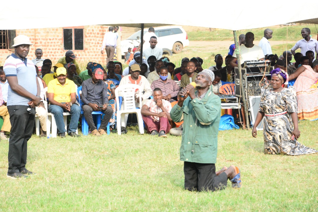 PRESIDENT MUSEVENI GAVE YOU THIS LAND NABAKOOBA TELLS BUKUYA RESIDENTS ...